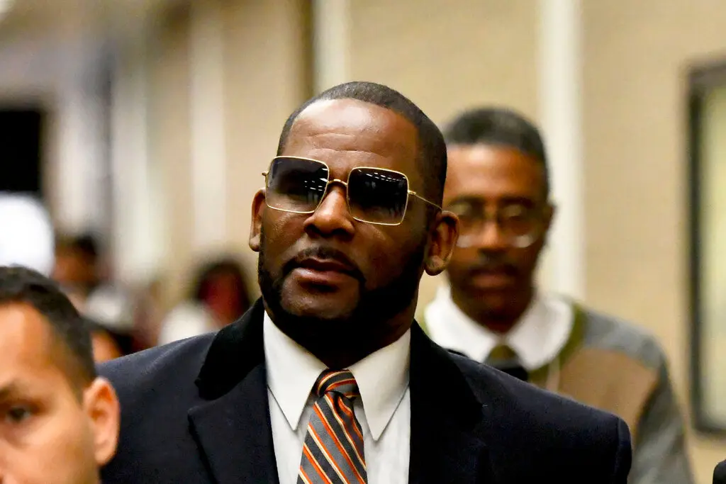 R. Kelly Releases New Song from Prison, MY SOUL CRIES OUT - 3Music TV